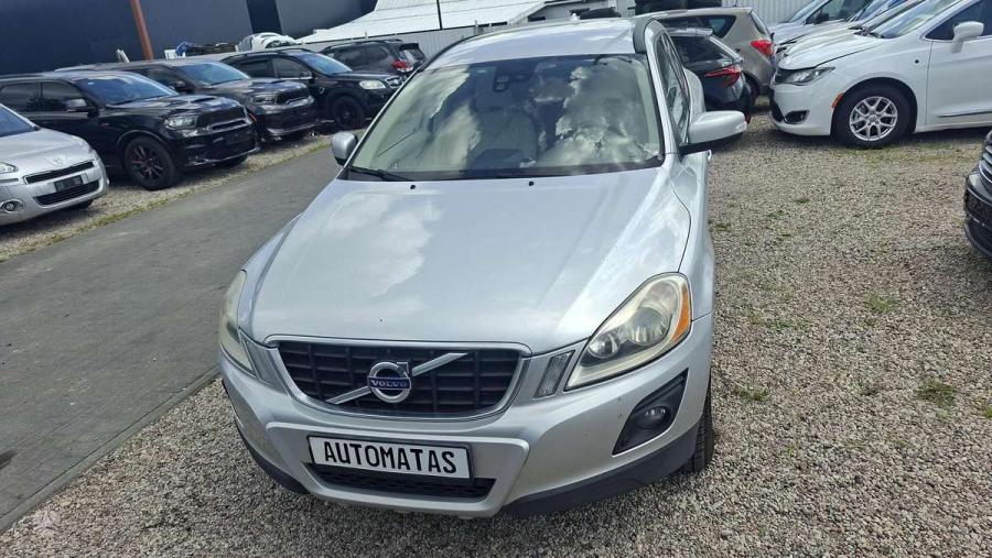 Pelēks Volvo XC60 2010 Kauņa, ar dzinēja tilpumu 2.40 L un nobraukumu 240 tūkst. km par 7600 €, foto 4 vietnē AUTOMOTO.COM.LV