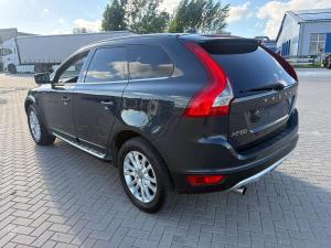 Pelēks Volvo XC60 2010 Tauragė, ar dzinēja tilpumu 2.40 L un nobraukumu 318 tūkst. km par 7500 €, foto 4 vietnē AUTOMOTO.COM.LV
