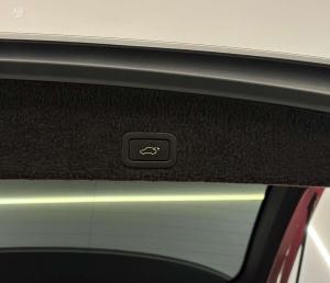 Pelēks Volvo XC60 2010 Marijampole, ar dzinēja tilpumu 2.40 L un nobraukumu 150 tūkst. km par 10750 €, foto 11 vietnē AUTOMOTO.COM.LV