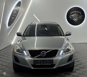 Pelēks Volvo XC60 2010 Marijampole, ar dzinēja tilpumu 2.40 L un nobraukumu 150 tūkst. km par 10750 €, foto 16 vietnē AUTOMOTO.COM.LV