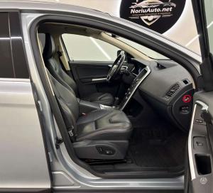 Pelēks Volvo XC60 2010 Marijampole, ar dzinēja tilpumu 2.40 L un nobraukumu 150 tūkst. km par 10750 €, foto 19 vietnē AUTOMOTO.COM.LV