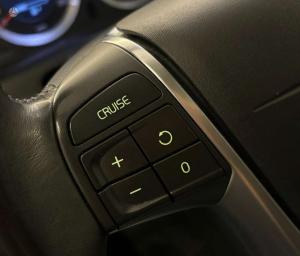 Pelēks Volvo XC60 2010 Marijampole, ar dzinēja tilpumu 2.40 L un nobraukumu 150 tūkst. km par 10750 €, foto 20 vietnē AUTOMOTO.COM.LV