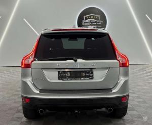 Pelēks Volvo XC60 2010 Marijampole, ar dzinēja tilpumu 2.40 L un nobraukumu 150 tūkst. km par 10750 €, foto 25 vietnē AUTOMOTO.COM.LV