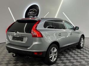 Pelēks Volvo XC60 2010 Marijampole, ar dzinēja tilpumu 2.40 L un nobraukumu 150 tūkst. km par 10750 €, foto 26 vietnē AUTOMOTO.COM.LV
