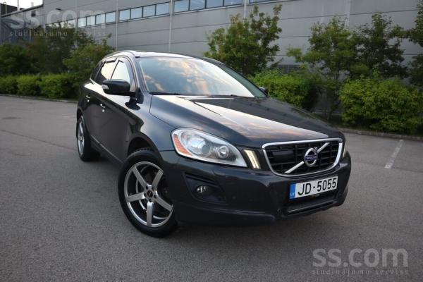 Pelēks Volvo XC60 2010 Rīga, ar dzinēja tilpumu 2.40 L un nobraukumu 0 tūkst. km par 5990 €, foto 2 vietnē AUTOMOTO.COM.LV