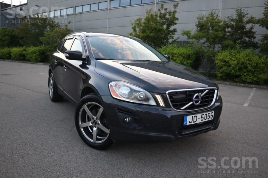 Grey Volvo XC60 2010 in Riga, with an engine capacity of 2.40 L and mileage of 0 thousand km for 5990 €, photo 3 on AUTOMOTO.COM.LV