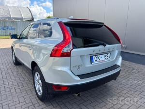 Pelēks Volvo XC60 2010 Liepāja, ar dzinēja tilpumu 2.40 L un nobraukumu 222 tūkst. km par 8240 €, foto 6 vietnē AUTOMOTO.COM.LV