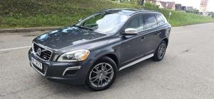 Grey Volvo XC60 2010 in Jonava, with an engine capacity of 2.40 L and mileage of 301 thousand km for 8999 €, photo 4 on AUTOMOTO.COM.LV