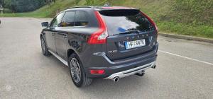 Grey Volvo XC60 2010 in Jonava, with an engine capacity of 2.40 L and mileage of 301 thousand km for 8999 €, photo 8 on AUTOMOTO.COM.LV