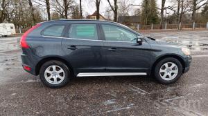 Pelēks Volvo XC60 2010 Cēsis, ar dzinēja tilpumu 2.40 L un nobraukumu 235 tūkst. km par 9250 €, foto 6 vietnē AUTOMOTO.COM.LV