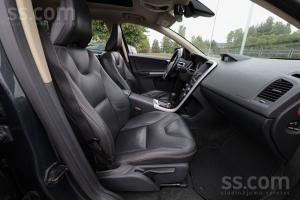 Pelēks Volvo XC60 2010 Jelgava, ar dzinēja tilpumu 2.00 L un nobraukumu 0 tūkst. km par 8990 €, foto 12 vietnē AUTOMOTO.COM.LV