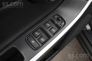Pelēks Volvo XC60 2010 Jelgava, ar dzinēja tilpumu 2.00 L un nobraukumu 0 tūkst. km par 8990 €, foto 23 vietnē AUTOMOTO.COM.LV