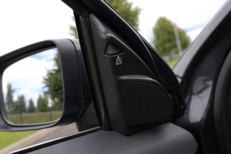 Pelēks Volvo XC60 2010 Jelgava, ar dzinēja tilpumu 2.00 L un nobraukumu 332 tūkst. km par 8750 €, foto 22 vietnē AUTOMOTO.COM.LV