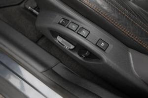 Pelēks Volvo XC60 2010 Jelgava, ar dzinēja tilpumu 2.00 L un nobraukumu 332 tūkst. km par 8750 €, foto 24 vietnē AUTOMOTO.COM.LV