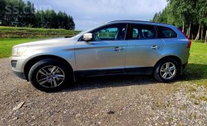 Grey Volvo XC60 2010 in Riga, with an engine capacity of 2.00 L and mileage of 201 thousand km for 8500 €, photo 5 on AUTOMOTO.COM.LV