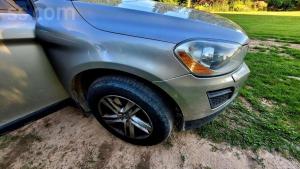 Grey Volvo XC60 2010 in Riga, with an engine capacity of 2.00 L and mileage of 201 thousand km for 8500 €, photo 8 on AUTOMOTO.COM.LV