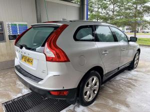 Grey Volvo XC60 2010 in Silale, with an engine capacity of 2.40 L and mileage of 170 thousand km for 2500 €, photo 6 on AUTOMOTO.COM.LV