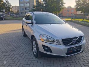 Grey Volvo XC60 2010 in Radviliskis, with an engine capacity of 2.40 L and mileage of 280 thousand km for 6950 €, photo 3 on AUTOMOTO.COM.LV