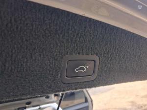 Grey Volvo XC60 2010 in Radviliskis, with an engine capacity of 2.40 L and mileage of 280 thousand km for 6950 €, photo 20 on AUTOMOTO.COM.LV