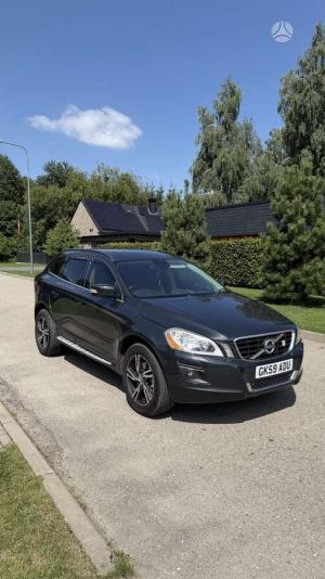 Grey Volvo XC60 2010 in Kaunas, with an engine capacity of 2.40 L and mileage of 214 thousand km for 2950 €, photo  on AUTOMOTO.COM.LV