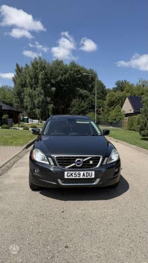 Grey Volvo XC60 2010 in Kaunas, with an engine capacity of 2.40 L and mileage of 214 thousand km for 2950 €, photo 3 on AUTOMOTO.COM.LV