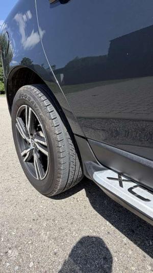 Grey Volvo XC60 2010 in Kaunas, with an engine capacity of 2.40 L and mileage of 214 thousand km for 2950 €, photo 9 on AUTOMOTO.COM.LV