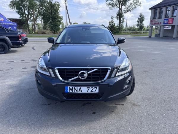 Pelēks Volvo XC60 2010 Pakruojis, ar dzinēja tilpumu 2.40 L un nobraukumu 320 tūkst. km par 8600 €, foto 2 vietnē AUTOMOTO.COM.LV