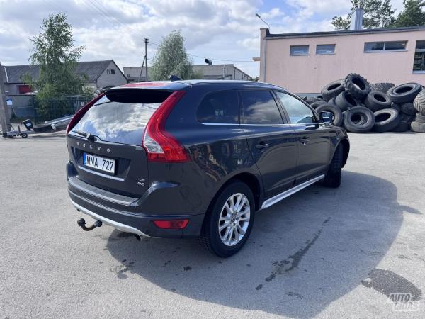 Pelēks Volvo XC60 2010 Pakruojis, ar dzinēja tilpumu 2.40 L un nobraukumu 320 tūkst. km par 8600 €, foto 5 vietnē AUTOMOTO.COM.LV
