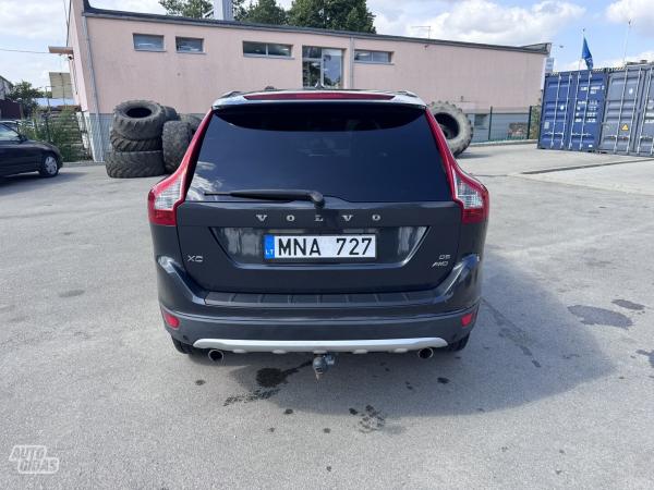 Pelēks Volvo XC60 2010 Pakruojis, ar dzinēja tilpumu 2.40 L un nobraukumu 320 tūkst. km par 8600 €, foto 6 vietnē AUTOMOTO.COM.LV