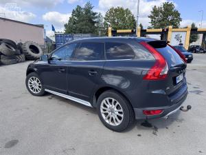 Grey Volvo XC60 2010 in Pakruojis, with an engine capacity of 2.40 L and mileage of 320 thousand km for 8600 €, photo 8 on AUTOMOTO.COM.LV