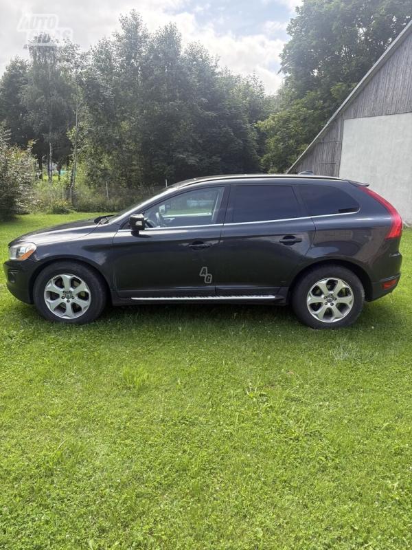 Pelēks Volvo XC60 2010 Kauņa, ar dzinēja tilpumu 2.40 L un nobraukumu 375 tūkst. km par 5800 €, foto 2 vietnē AUTOMOTO.COM.LV