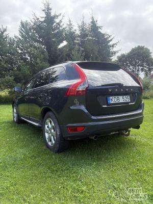 Grey Volvo XC60 2010 in Kaunas, with an engine capacity of 2.40 L and mileage of 375 thousand km for 6800 €, photo 4 on AUTOMOTO.COM.LV