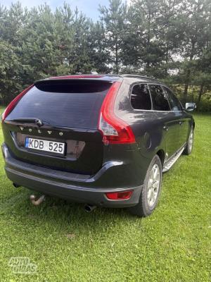 Grey Volvo XC60 2010 in Kaunas, with an engine capacity of 2.40 L and mileage of 375 thousand km for 6800 €, photo 5 on AUTOMOTO.COM.LV