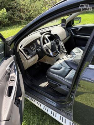 Grey Volvo XC60 2010 in Kaunas, with an engine capacity of 2.40 L and mileage of 375 thousand km for 6800 €, photo 15 on AUTOMOTO.COM.LV