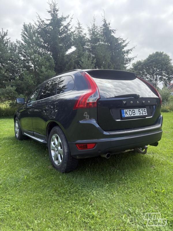 Pelēks Volvo XC60 2010 Kauņa, ar dzinēja tilpumu 2.40 L un nobraukumu 375 tūkst. km par 6000 €, foto 3 vietnē AUTOMOTO.COM.LV