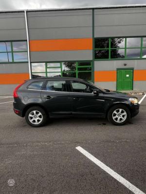Pelēks Volvo XC60 2010 Pasvalys, ar dzinēja tilpumu 2.00 L un nobraukumu 289 tūkst. km par 6250 €, foto 6 vietnē AUTOMOTO.COM.LV