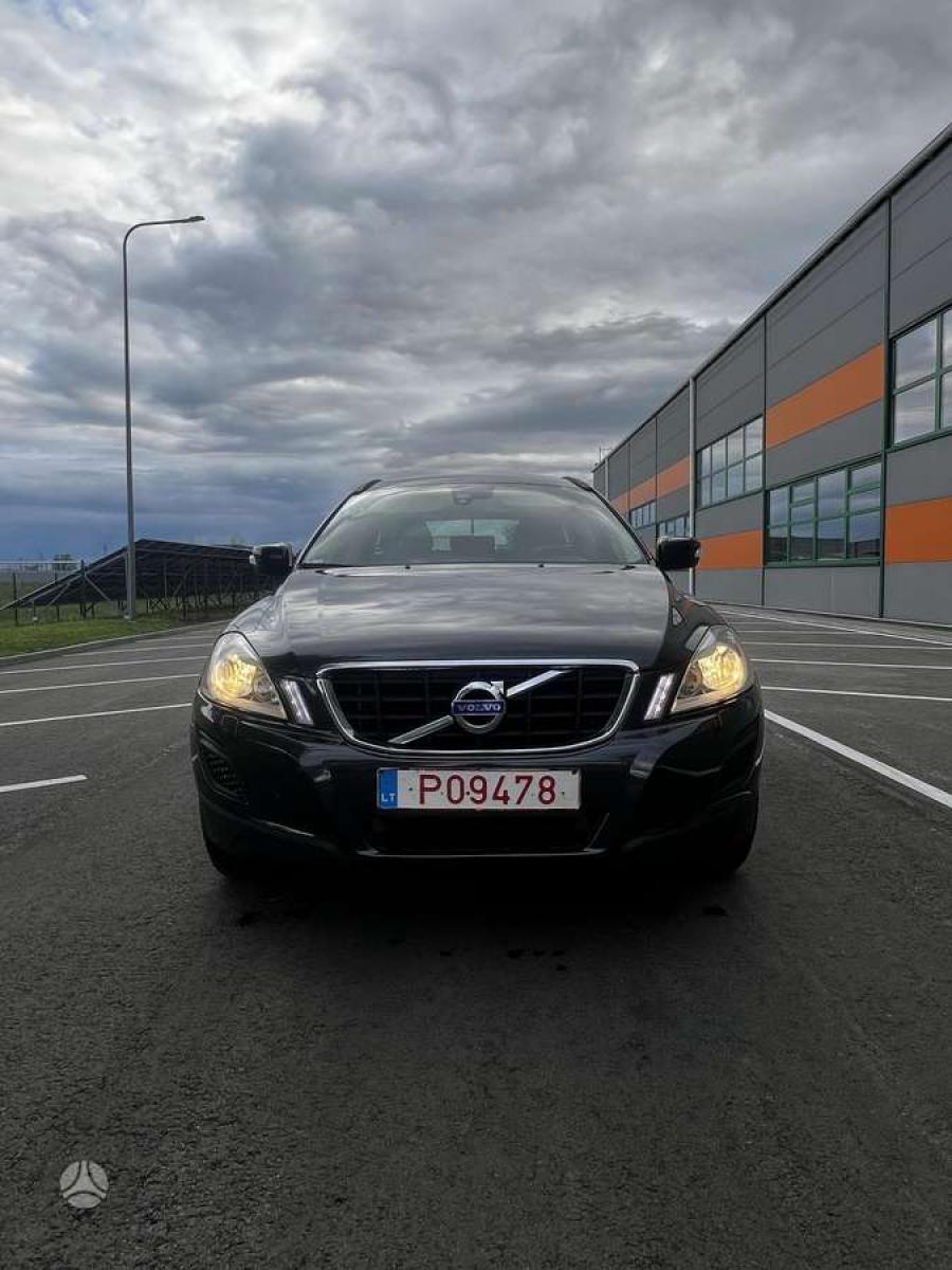 Pelēks Volvo XC60 2010 Pasvalys, ar dzinēja tilpumu 2.00 L un nobraukumu 289 tūkst. km par 6250 €, foto 15 vietnē AUTOMOTO.COM.LV