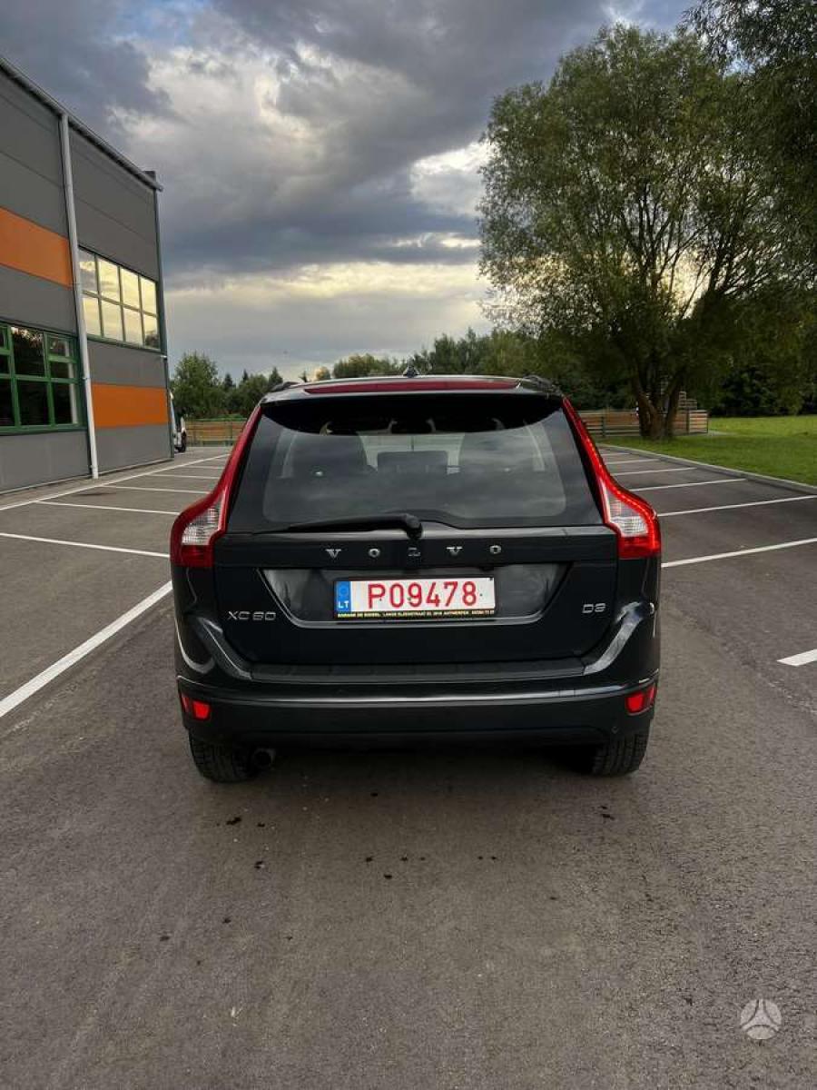 Pelēks Volvo XC60 2010 Pasvalys, ar dzinēja tilpumu 2.00 L un nobraukumu 289 tūkst. km par 6250 €, foto 19 vietnē AUTOMOTO.COM.LV