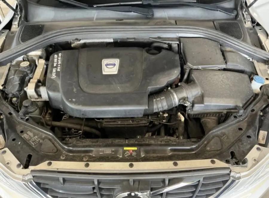 Pelēks Volvo XC60 2010 Jūrmala, ar dzinēja tilpumu 2.00 L un nobraukumu 246 tūkst. km par 9990 €, foto 18 vietnē AUTOMOTO.COM.LV