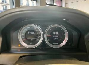 Pelēks Volvo XC60 2010 Jūrmala, ar dzinēja tilpumu 2.00 L un nobraukumu 246 tūkst. km par 9990 €, foto 19 vietnē AUTOMOTO.COM.LV