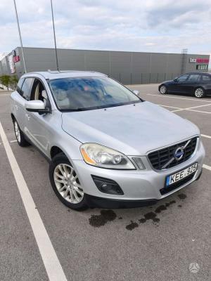 Pelēks Volvo XC60 2010 Kauņa, ar dzinēja tilpumu 2.95 L un nobraukumu 167 tūkst. km par 5600 €, foto 16 vietnē AUTOMOTO.COM.LV