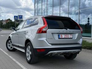 Grey Volvo XC60 2010 in Rezekne, with an engine capacity of 2.40 L and mileage of 268 thousand km for 7990 €, photo 5 on AUTOMOTO.COM.LV