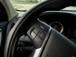 Grey Volvo XC60 2010 in Rezekne, with an engine capacity of 2.40 L and mileage of 268 thousand km for 7990 €, photo 22 on AUTOMOTO.COM.LV