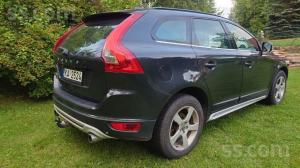 Pelēks Volvo XC60 2010 Preiļi, ar dzinēja tilpumu 2.40 L un nobraukumu 339 tūkst. km par 8500 €, foto 4 vietnē AUTOMOTO.COM.LV