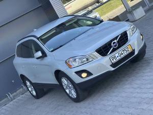 Grey Volvo XC60 2010 in Jekabpils, with an engine capacity of 2.40 L and mileage of 236 thousand km for 8400 €, photo 6 on AUTOMOTO.COM.LV