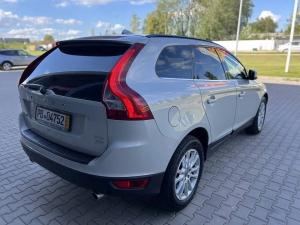 Grey Volvo XC60 2010 in Jekabpils, with an engine capacity of 2.40 L and mileage of 236 thousand km for 8400 €, photo 7 on AUTOMOTO.COM.LV