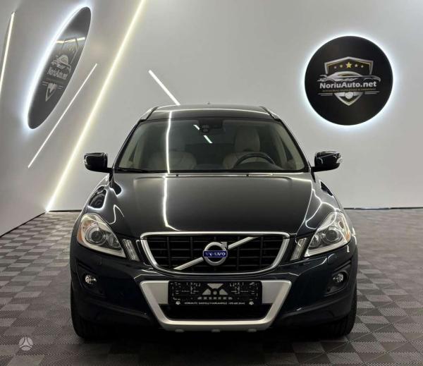 Grey Volvo XC60 2010 in Marijampole, with an engine capacity of 2.40 L and mileage of 290 thousand km for 9450 €, photo 4 on AUTOMOTO.COM.LV