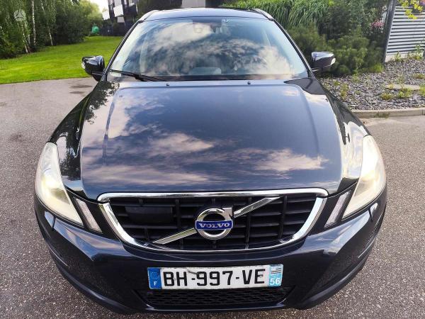 Pelēks Volvo XC60 2010 Kauņa, ar dzinēja tilpumu 2.00 L un nobraukumu 260 tūkst. km par 6999 €, foto 2 vietnē AUTOMOTO.COM.LV