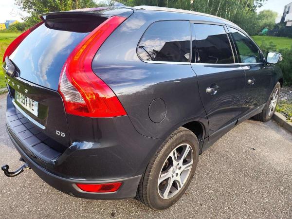 Pelēks Volvo XC60 2010 Kauņa, ar dzinēja tilpumu 2.00 L un nobraukumu 260 tūkst. km par 6999 €, foto 9 vietnē AUTOMOTO.COM.LV