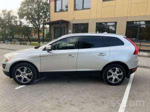 Pelēks Volvo XC60 2010 Rēzekne, ar dzinēja tilpumu 2.40 L un nobraukumu 325 tūkst. km par 7650 €, foto 5 vietnē AUTOMOTO.COM.LV